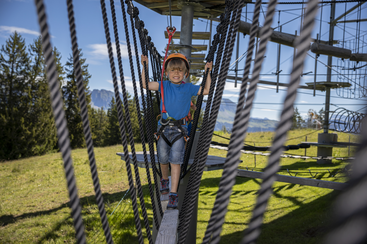 CLiiMBER climbing tower on Flumserberg | Bergbahnen Flumserberg AG