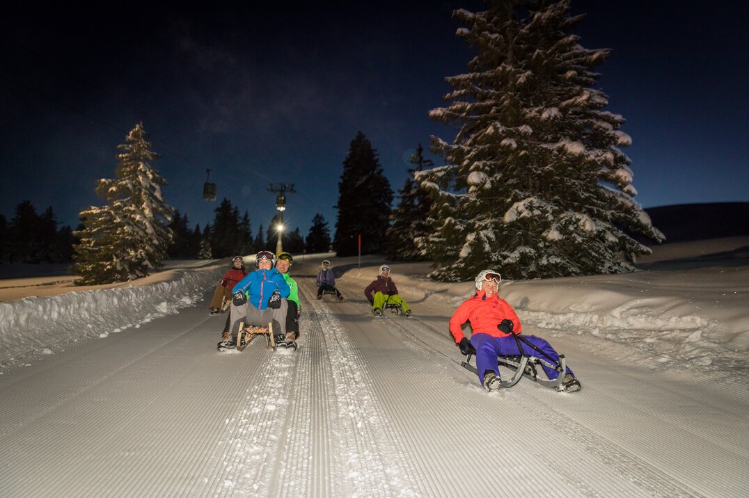 Nightride: Nighttime sledging and skiing | Bergbahnen Flumserberg AG